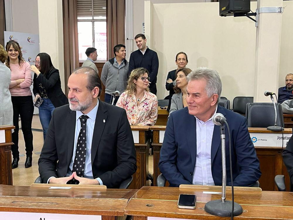 RADIO 10. RECONOCIMIENTO A NORMAN FERNÁNDEZ EN EL DÍA DEL PERIODISTA